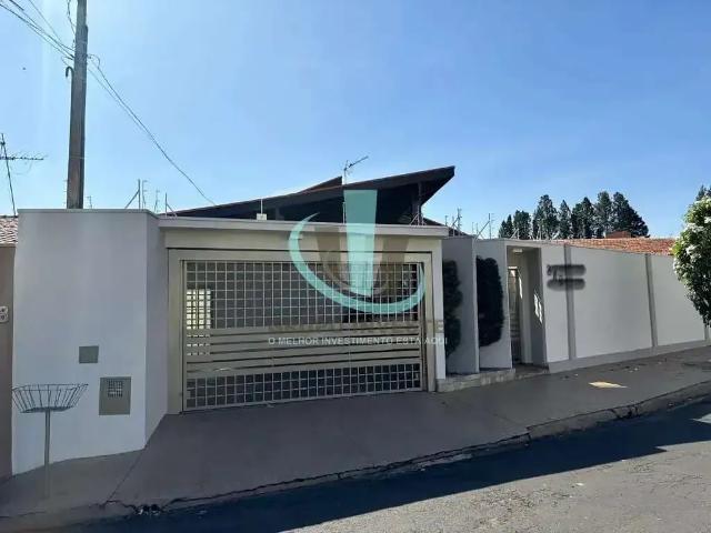 Casa / Sobrado para Venda em Araraquara/SP Vila Harmonia 3 Quartos