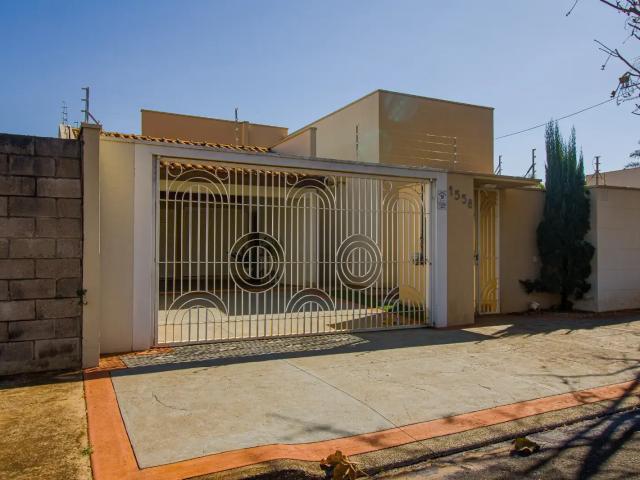 Casa / Sobrado para Venda em Araraquara/SP Vila Harmonia 3 Quartos