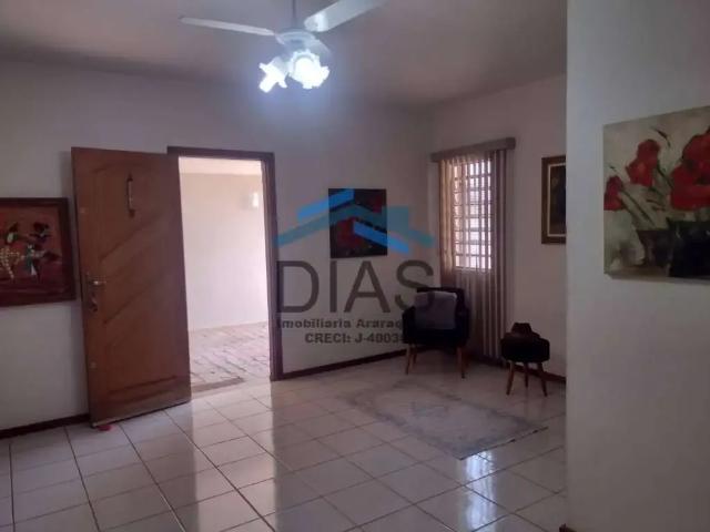 Casa / Sobrado para Venda em Araraquara/SP Vila Harmonia 3 Quartos