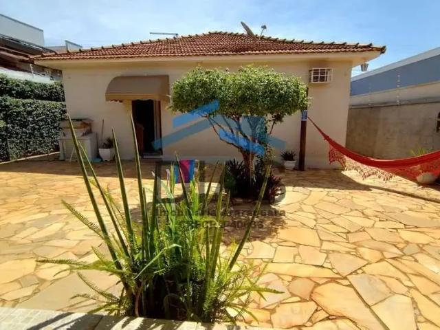 Casa / Sobrado para Venda em Araraquara/SP Vila Harmonia 3 Quartos