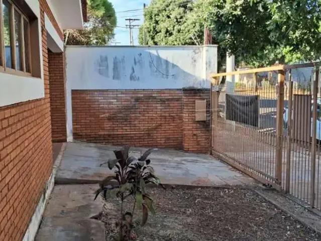 Casa / Sobrado para Venda em Araraquara/SP Vila Harmonia 3 Quartos