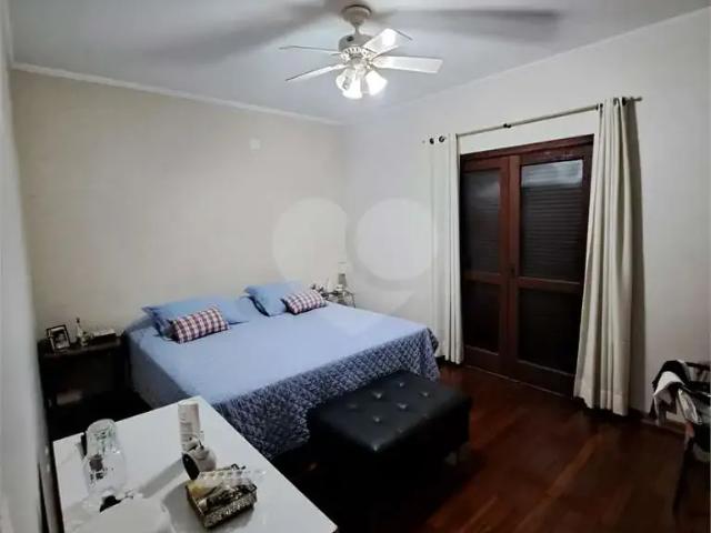 Casa / Sobrado para Venda em Araraquara/SP Vila José Bonifácio 4 Quartos
