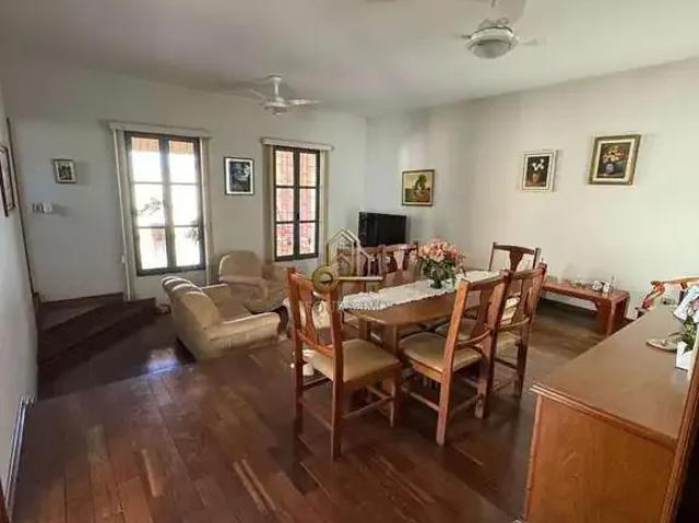 Casa / Sobrado para Venda em Araraquara/SP Vila José Bonifácio 3 Quartos