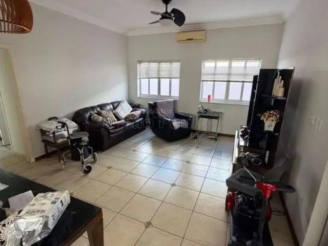 Casa / Sobrado para Venda em Araraquara/SP Vila José Bonifácio 3 Quartos