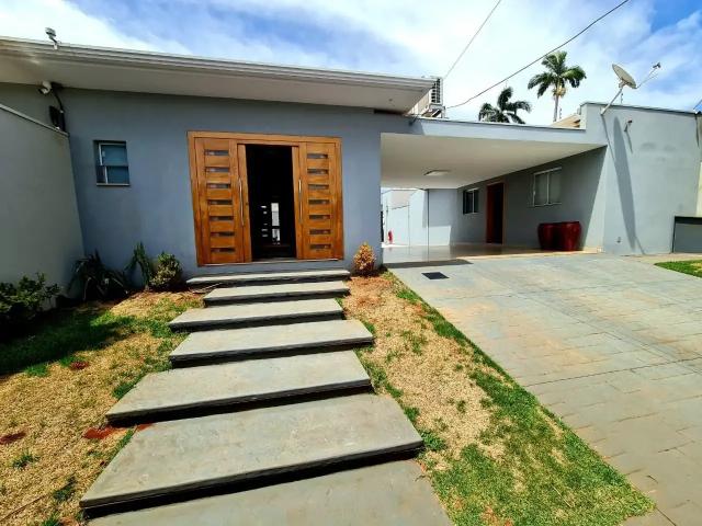 Casa / Sobrado para Venda em Araraquara/SP Vila Sedenho 5 Quartos