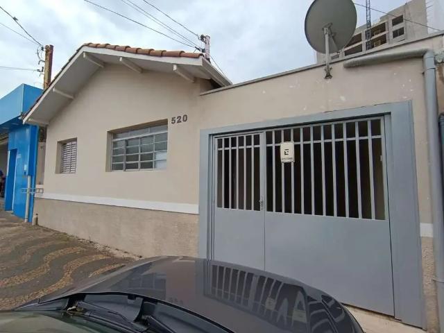 Casa / Sobrado para Venda em Araras/SP Vila Bressan 3 Quartos