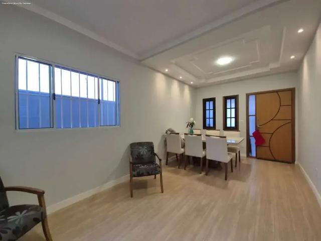 Casa / Sobrado para Venda em Araras/SP Centro 3 Quartos