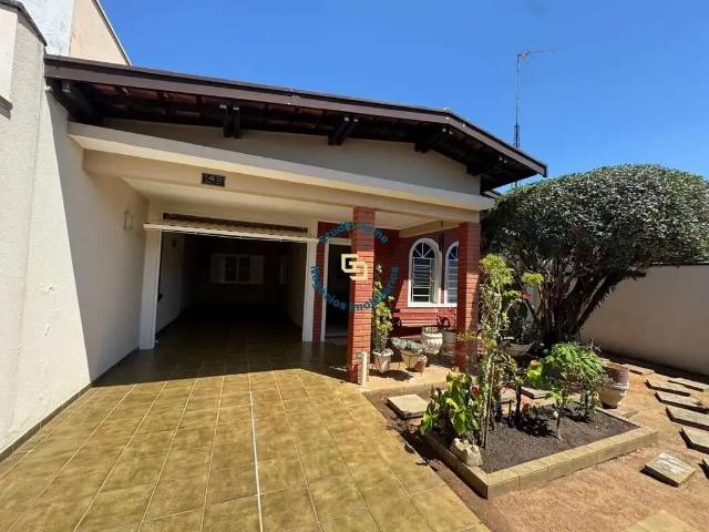 Casa / Sobrado para Venda em Araras/SP Centro 3 Quartos