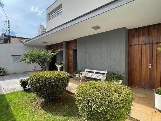 Casa / Sobrado para Venda em Araras/SP Centro