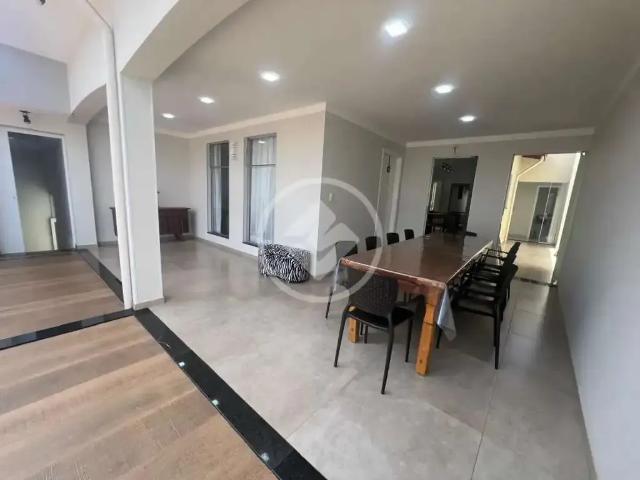 Casa / Sobrado para Venda em Araras/SP Jardim Cândida 3 Quartos