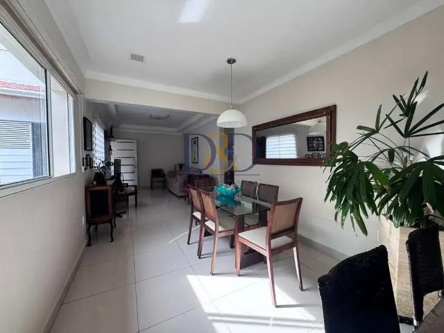 Casa / Sobrado para Venda em Araras/SP Centro 3 Quartos