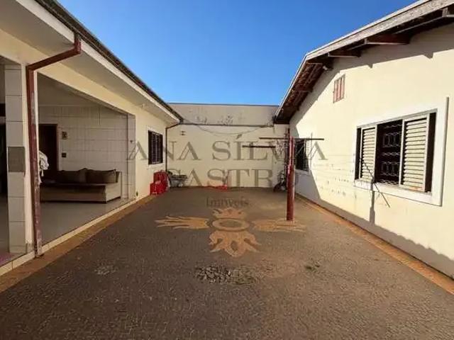 Casa / Sobrado para Venda em Araras/SP Jardim Buzolin 3 Quartos