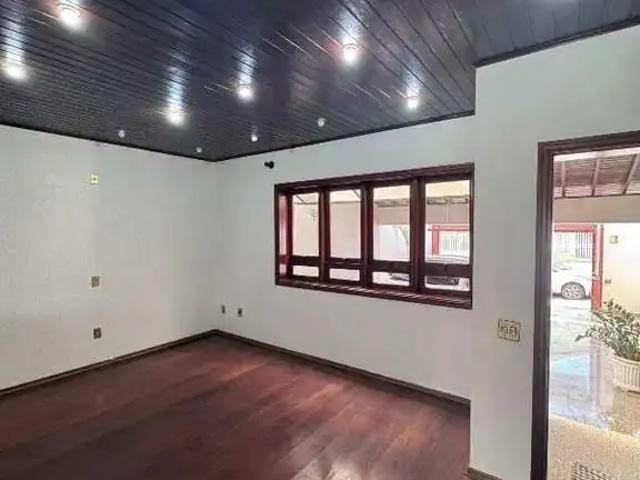Casa / Sobrado para Venda em Araras/SP Jardim Rosana 4 Quartos