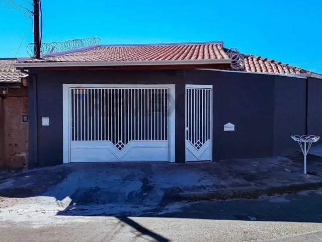 Casa / Sobrado para Venda em Araras/SP Jardim Residencial Flamboyant 3 Quartos