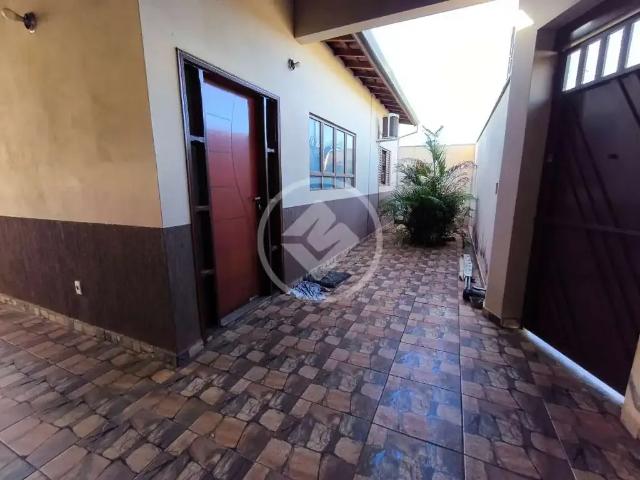 Casa / Sobrado para Venda em Araras/SP Jardim Tarumã 3 Quartos