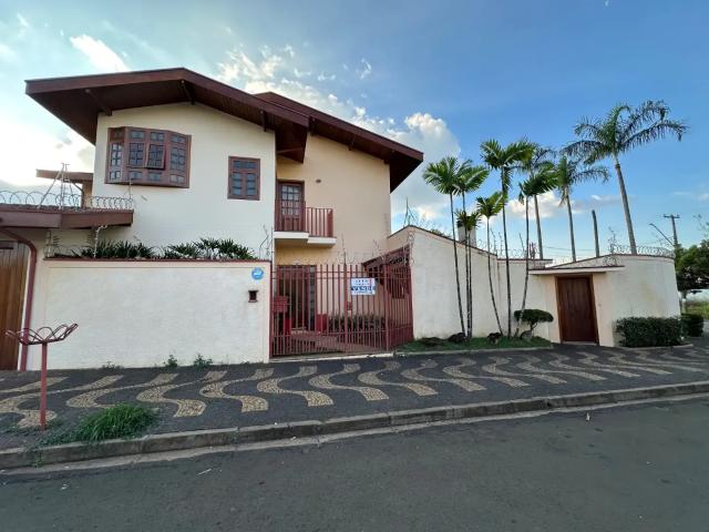 Casa / Sobrado para Venda em Araras/SP Jardim Universitário 3 Quartos