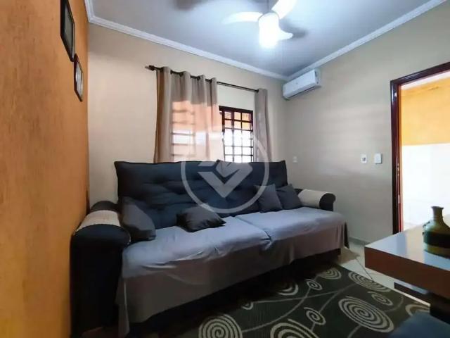 Casa / Sobrado para Venda em Araras/SP Parque das Árvores 3 Quartos