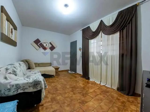 Casa / Sobrado para Venda em Araras/SP Parque das Árvores 5 Quartos