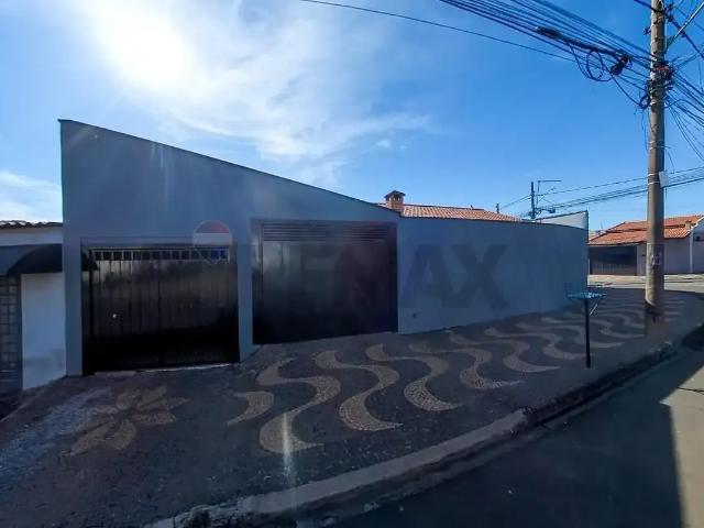 Casa / Sobrado para Venda em Araras/SP Parque Tiradentes 3 Quartos