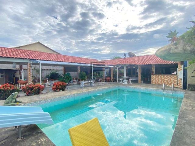 Casa / Sobrado para Venda em Araruama/RJ Areal 4 Quartos