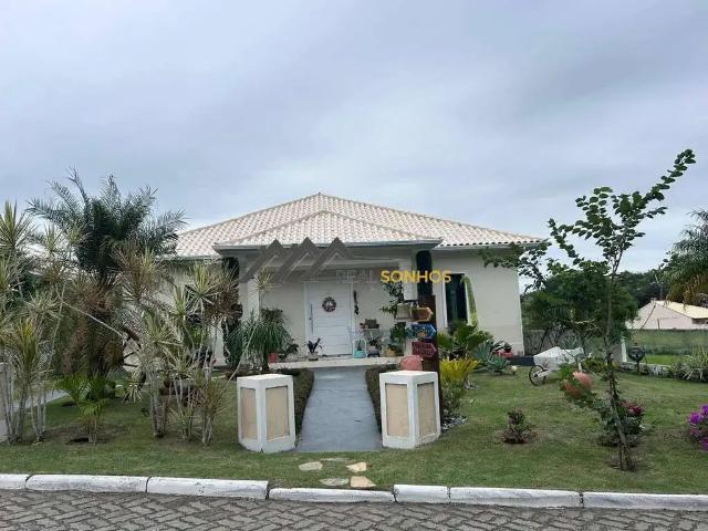 Casa / Sobrado para Venda em Araruama/RJ Bananeiras 4 Quartos