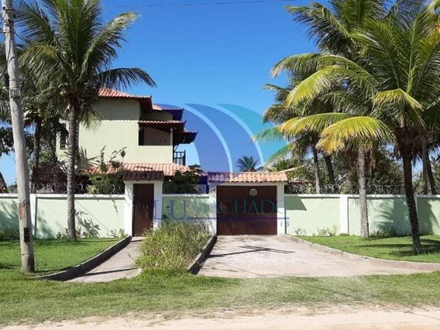 Casa / Sobrado para Venda em Araruama/RJ Centro 4 Quartos