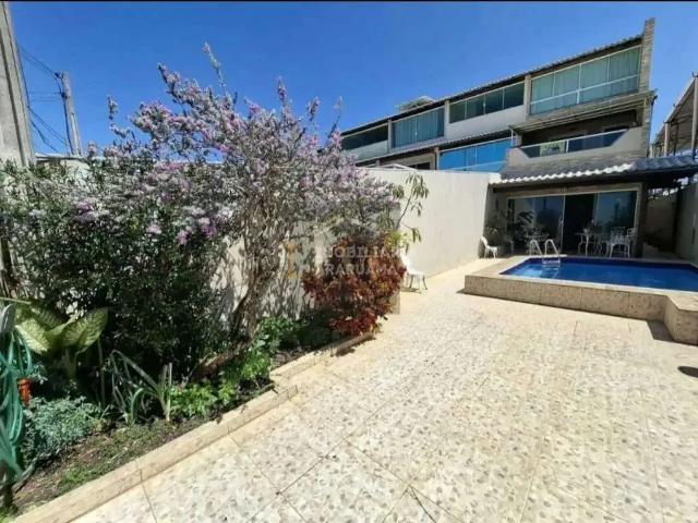 Casa / Sobrado para Venda em Araruama/RJ Centro 5 Quartos