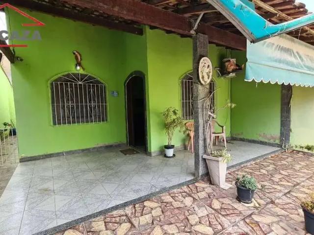 Casa / Sobrado para Venda em Araruama/RJ Centro 5 Quartos