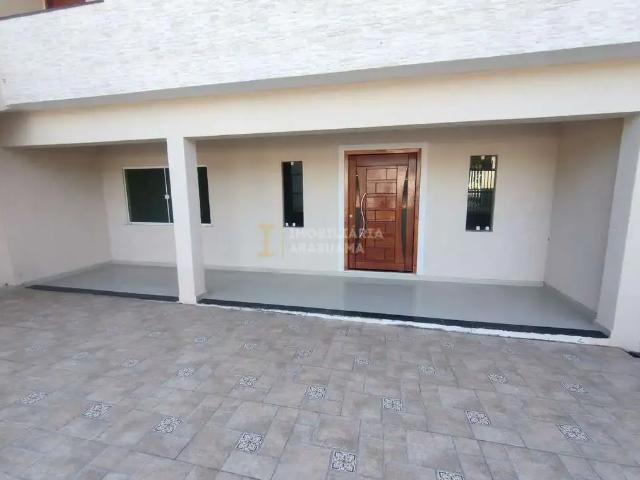 Casa / Sobrado para Venda em Araruama/RJ Centro 3 Quartos