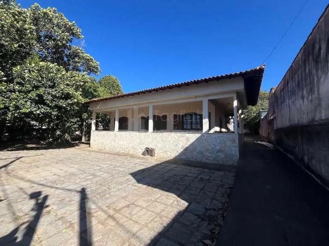 Casa / Sobrado para Venda em Araruama/RJ Coqueiral 4 Quartos