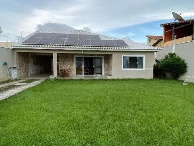 Casa / Sobrado para Venda em Araruama/RJ Coqueiral 4 Quartos