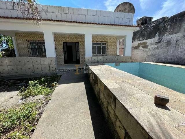 Casa / Sobrado para Venda em Araruama/RJ Coqueiral 4 Quartos