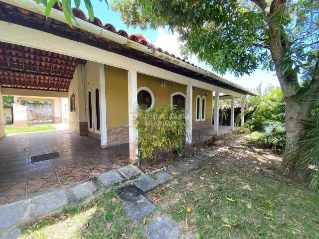 Casa / Sobrado para Venda em Araruama/RJ Iguabinha 4 Quartos