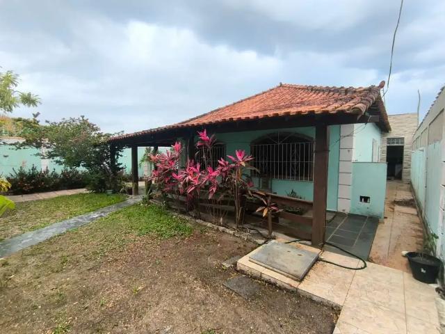 Casa / Sobrado para Venda em Araruama/RJ Iguabinha 5 Quartos