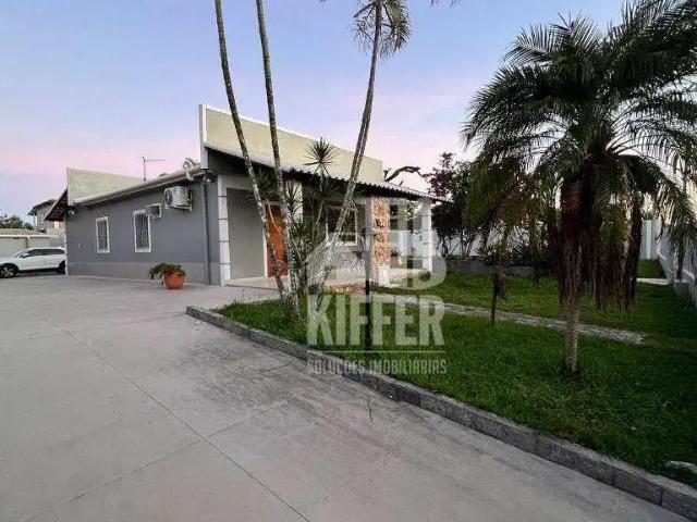 Casa / Sobrado para Venda em Araruama/RJ Iguabinha 5 Quartos