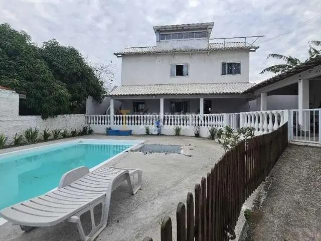 Casa / Sobrado para Venda em Araruama/RJ Iguabinha 3 Quartos