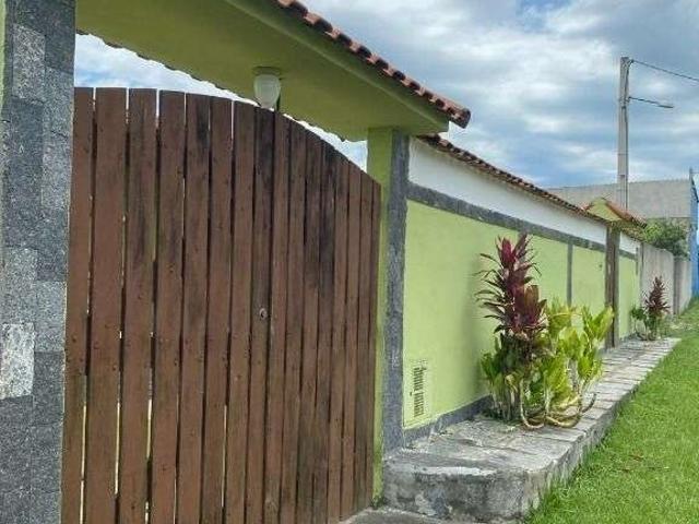 Casa / Sobrado para Venda em Araruama/RJ Iguabinha 3 Quartos