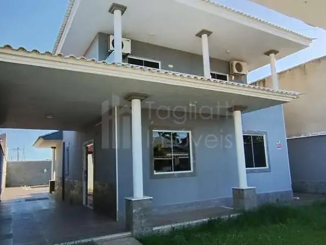 Casa / Sobrado para Venda em Araruama/RJ Lagoinha 3 Quartos