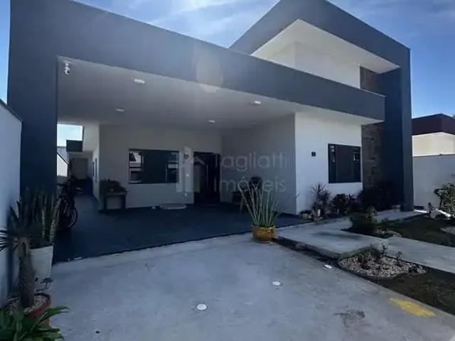 Casa / Sobrado para Venda em Araruama/RJ Lagoinha 3 Quartos
