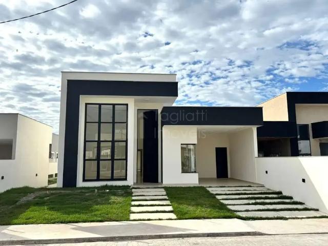 Casa / Sobrado para Venda em Araruama/RJ Lagoinha 3 Quartos