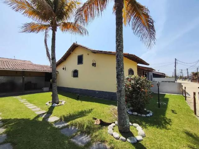 Casa / Sobrado para Venda em Araruama/RJ Parati 2 Quartos