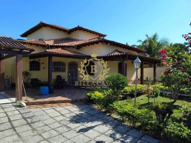Casa / Sobrado para Venda em Araruama/RJ Parati 3 Quartos