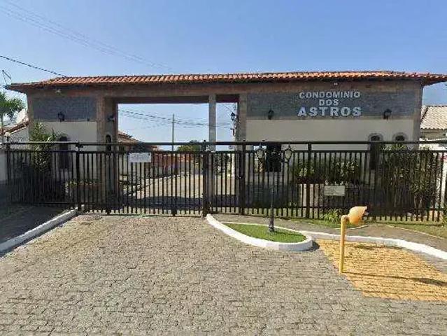 Casa / Sobrado para Venda em Araruama/RJ Pontinha 4 Quartos
