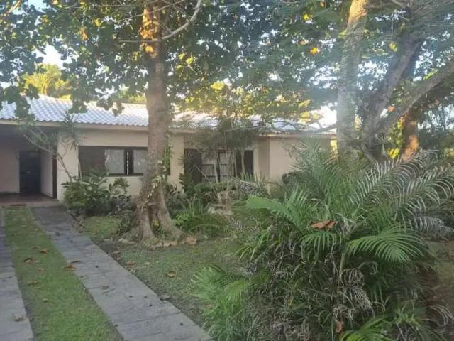 Casa / Sobrado para Venda em Araruama/RJ Praia Seca 5 Quartos