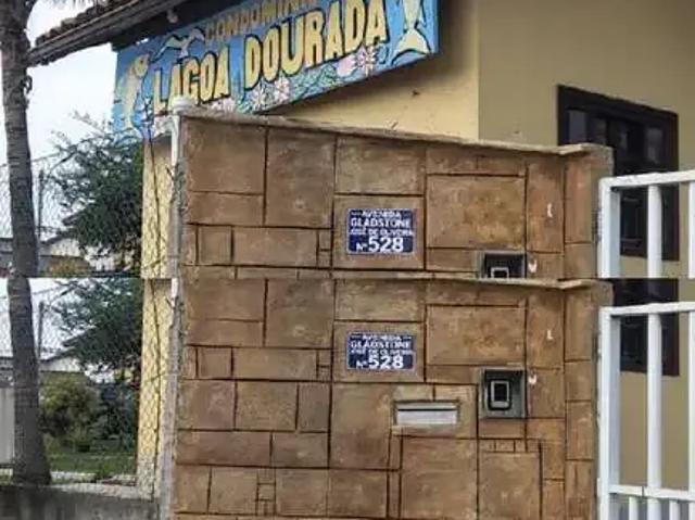 Casa / Sobrado para Venda em Araruama/RJ Três Vendas 2 Quartos