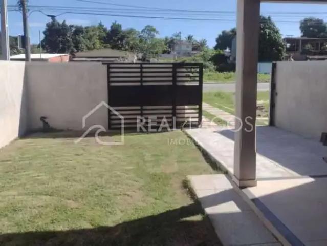Casa / Sobrado para Venda em Araruama/RJ Três Vendas 2 Quartos