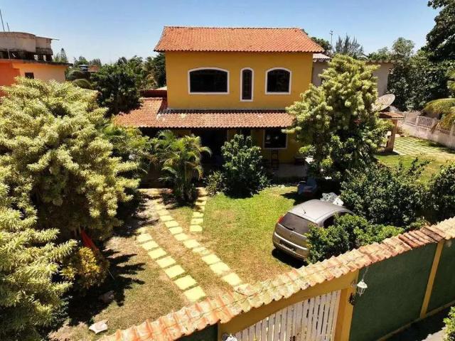 Casa / Sobrado para Venda em Araruama/RJ Villa Veneza 3 Quartos