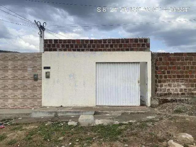Casa / Sobrado para Venda em Arcoverde/PE São Cristóvão 2 Quartos
