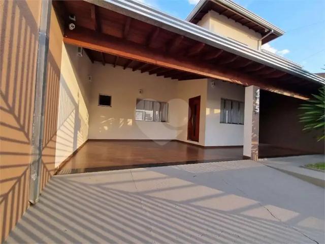 Casa / Sobrado para Venda em Arealva/SP Jardim Esplanada 3 Quartos