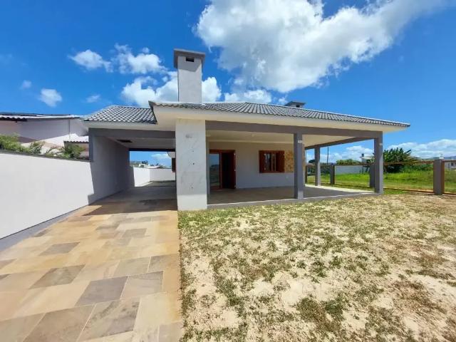 Casa / Sobrado para Venda em Arroio do Sal/RS Camboim 3 Quartos